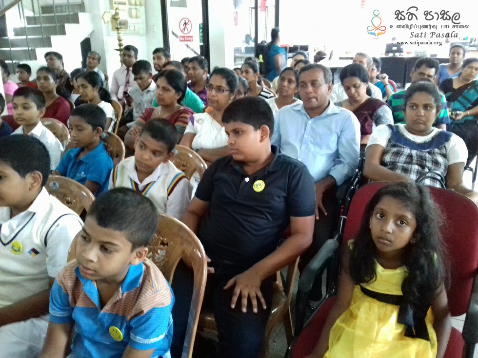 Sati Pasala Mindfulness Program at People's Bank, Pilimathalawa - Sati ...