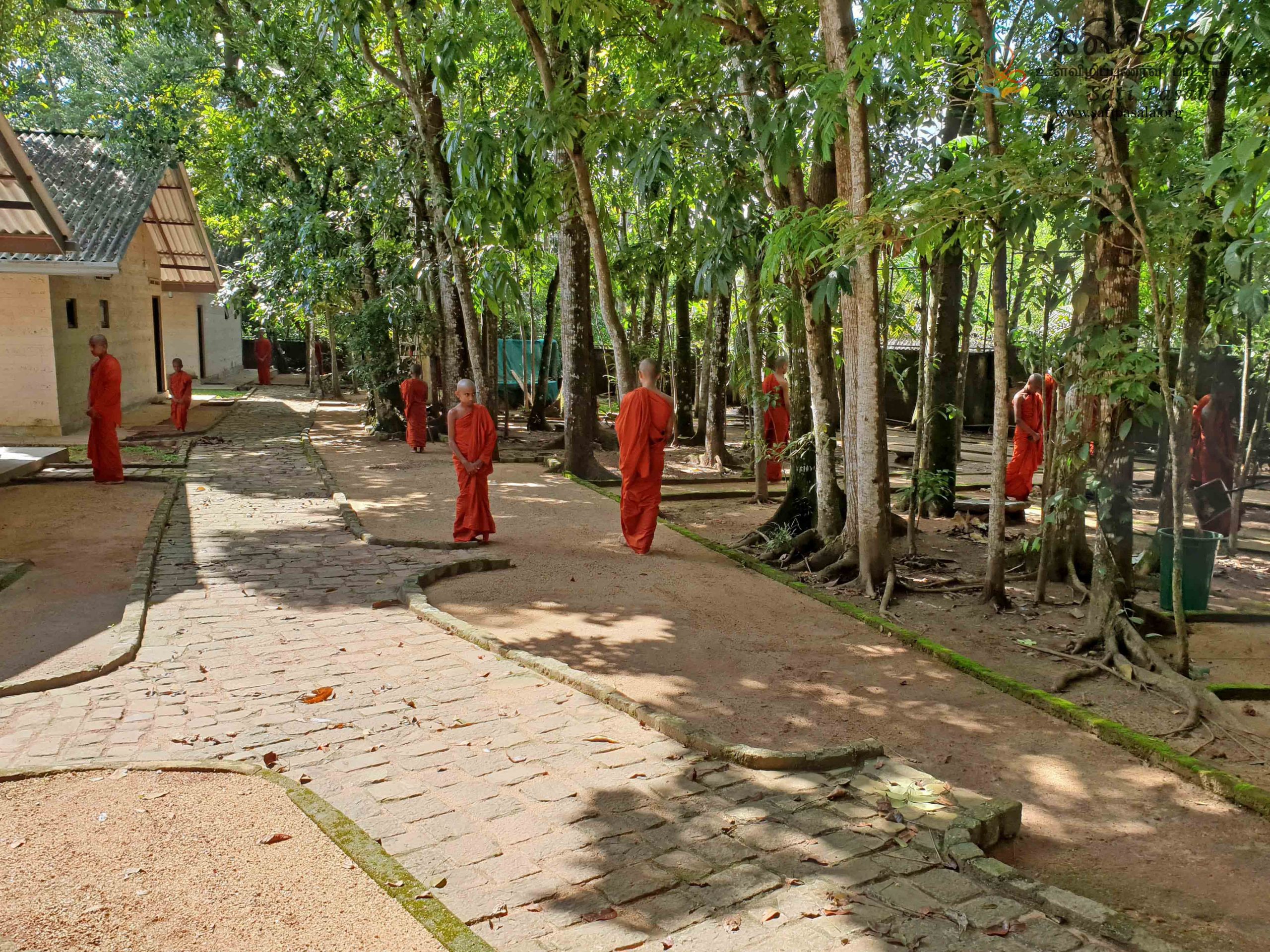 Sati Pasala Mindfulness Programme at Vipasana Meditation Center ...